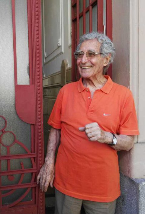 Antonio Pujía: "La vida del artista es una de las más bellas que se ...